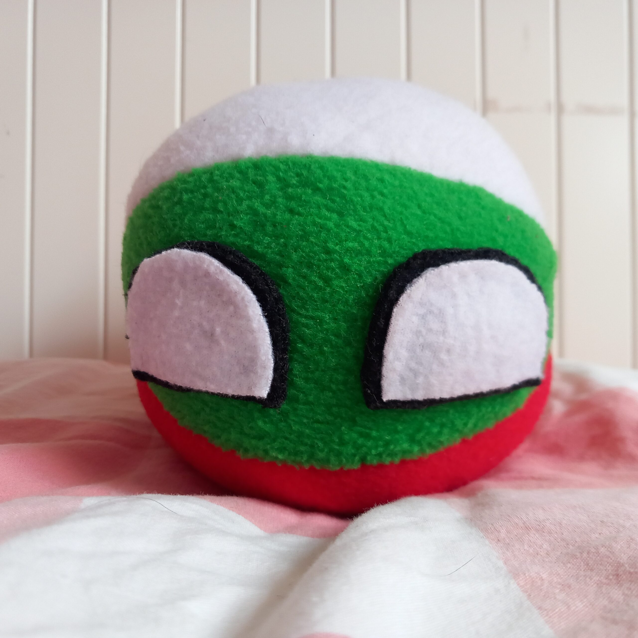 [Sale] Bulgariaball - Ukies Creations